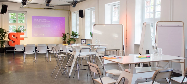 Spielfeld Digital Berlin: Spielfeld Digital Hub in Berlin mieten bei ...