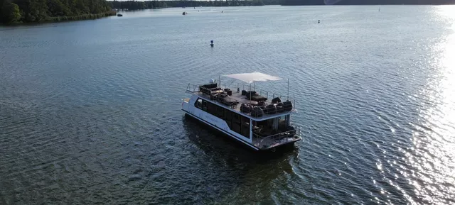 Eventschiffe und Partyboote